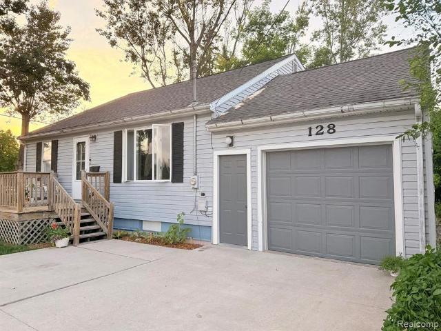 128 W 10th Avenue