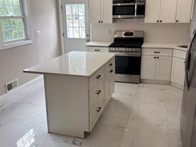 128 W 17th Street