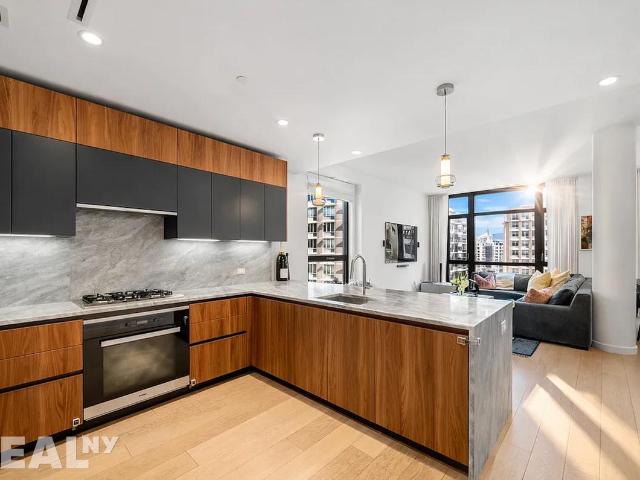 128 W 23rd Street 8B
