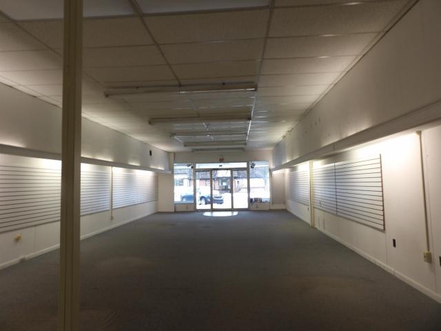 128 W Upton Avenue