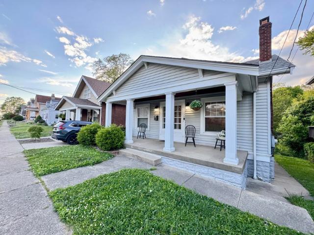 128 W Walnut Street