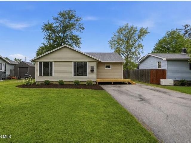 128 W Clark St, Fostoria, OH 44830