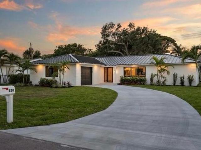 128 W Norfolk Rd, Jupiter, FL 33469