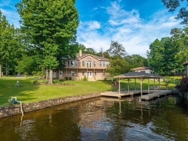 128 Waterview Dr, Hot Springs National Park, AR 71913