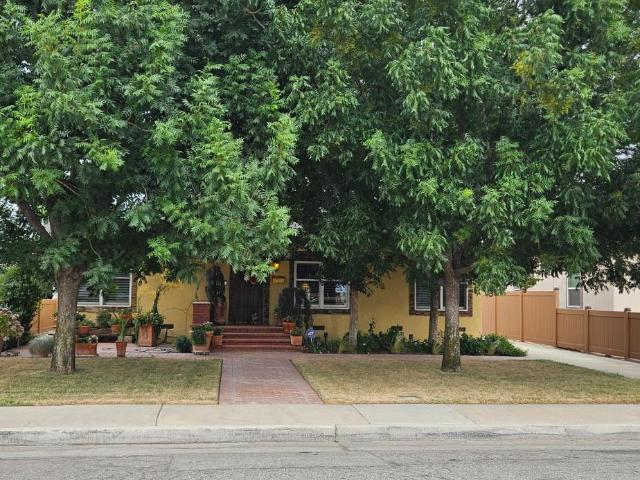 128 Western Drive