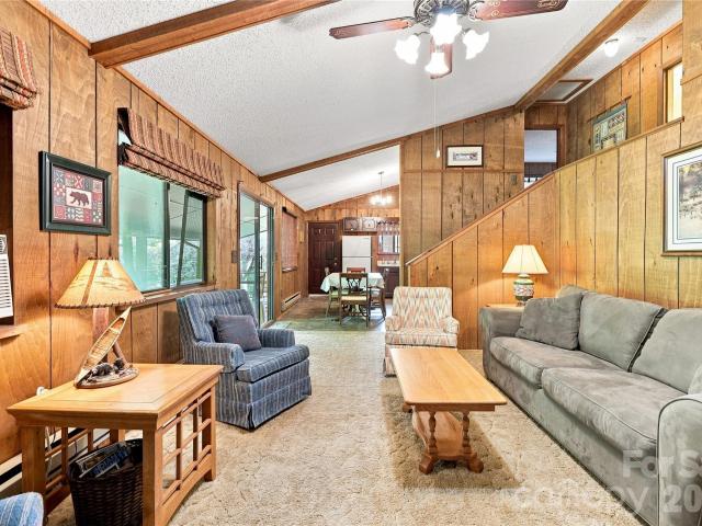128 Wildcherry Hill Road