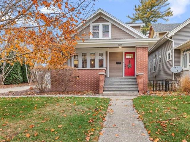 128 Wilson Ave, West Bend, WI 53090