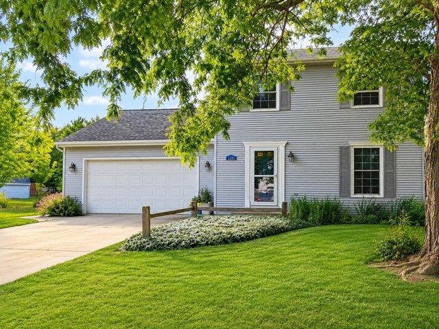 128 Tower Dr, Sheboygan Falls, WI 53044