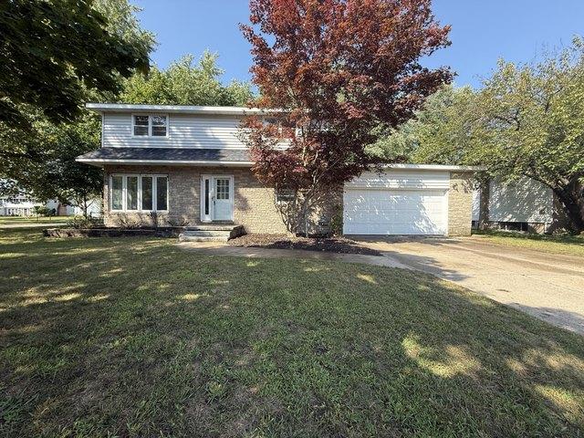 128 Tulgeywood Ln, Whitehall, MI 49461