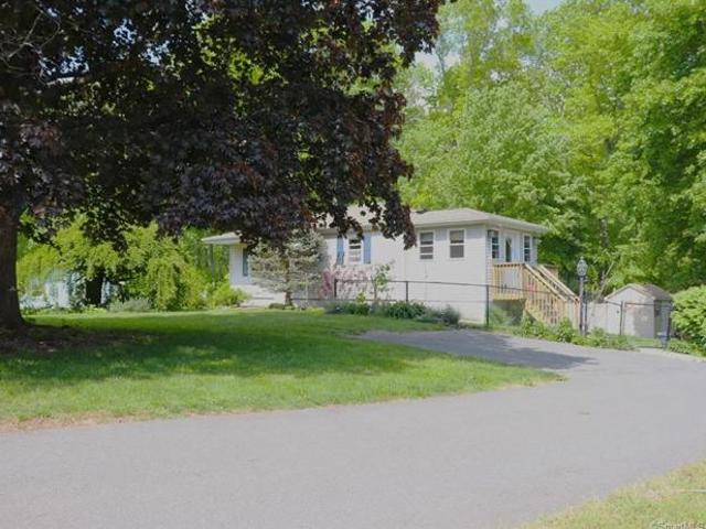 128 Twin Hills Dr, Coventry, CT 06238