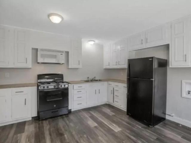 128 Vandenburg Drive