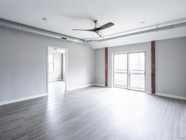 128 Vineyard Avenue 102
