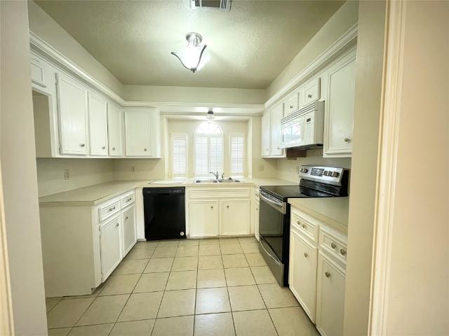 12943 Lemur Lane