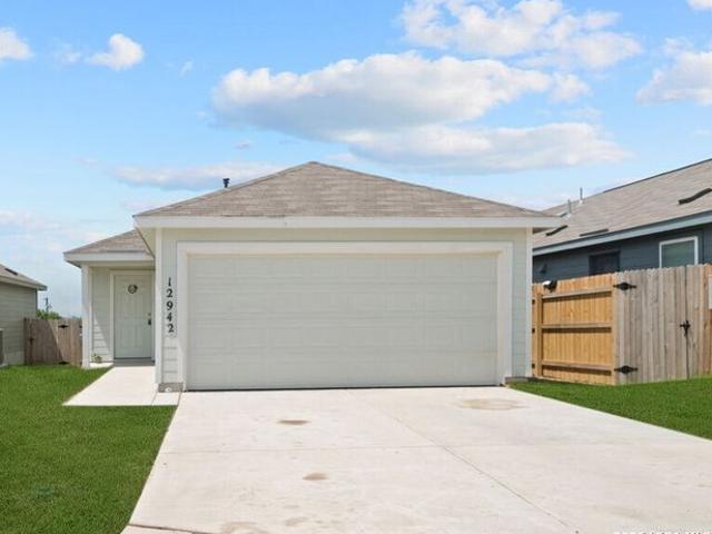 12942 Deep Eddy, Saint Hedwig, TX 78152