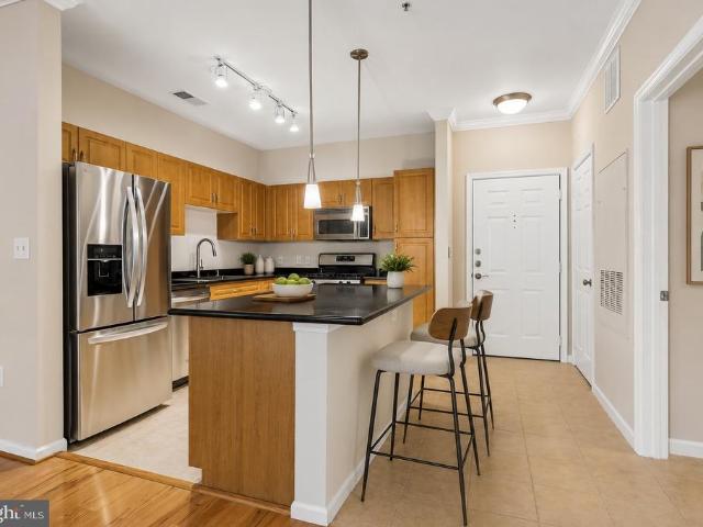 12945 Centre Park Circle # 303