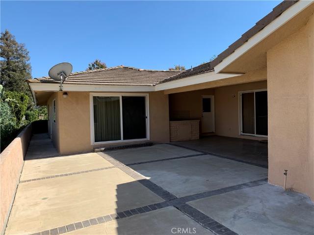 12945 Hillcrest