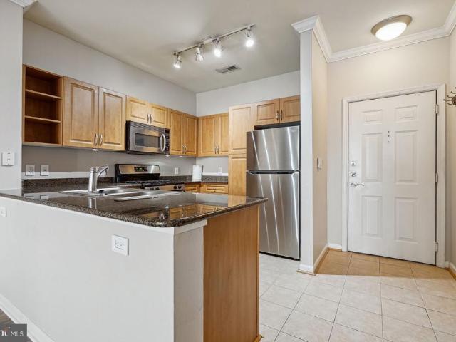 12949 Centre Park Circle # 201