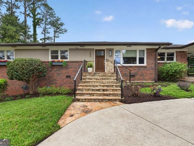 1294 Cliffwood Dr SE, Smyrna, GA 30080