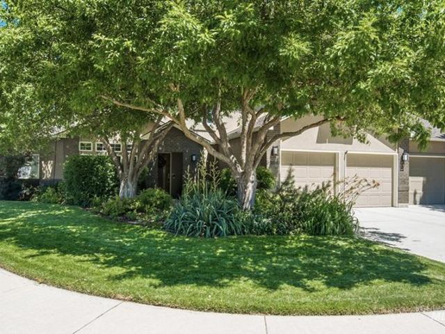 1294 E Versailles Ct, Boise, ID 83706