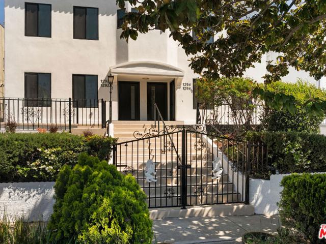 1294 S Citrus Avenue