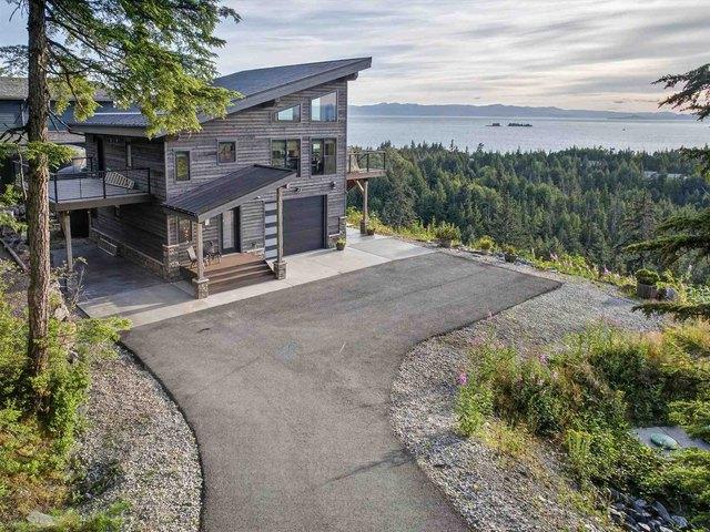 12953 Grindall Ln, Ketchikan, AK 99901