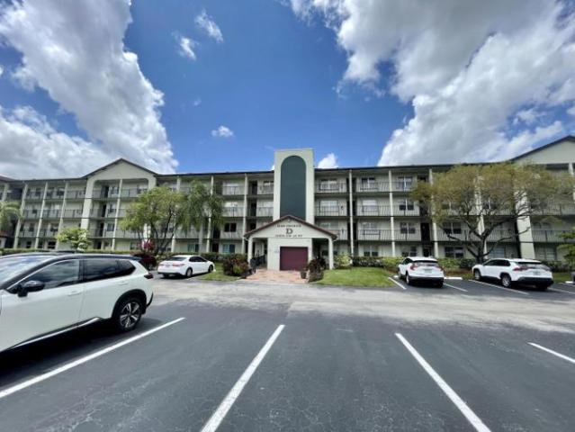 12950 SW 13th St #107D, Pembroke Pines, FL 33027