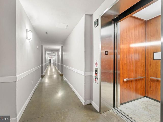 12957 Centre Park Circle # 304