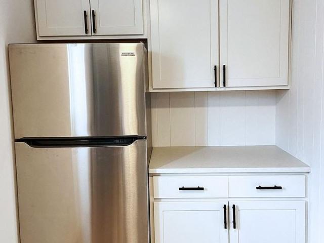 12955 Larchmere Boulevard 1 Bedroom Apartment for Rent at 12955 Larchmere Blvd, Shaker Heights, OH 44120 Shaker Heights