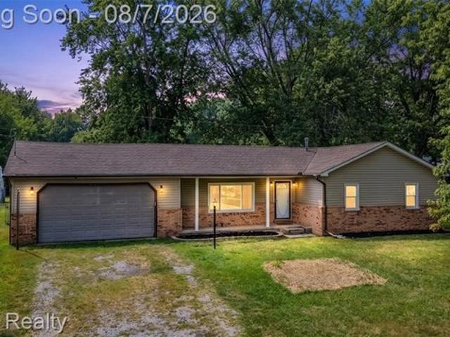 12959 S Telegraph Rd, La Salle, MI 48145