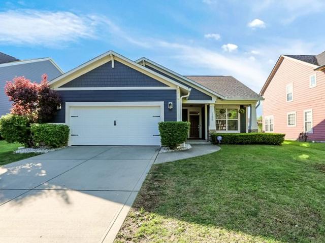 1295 Old Heritage Pl, Greenwood, IN 46143