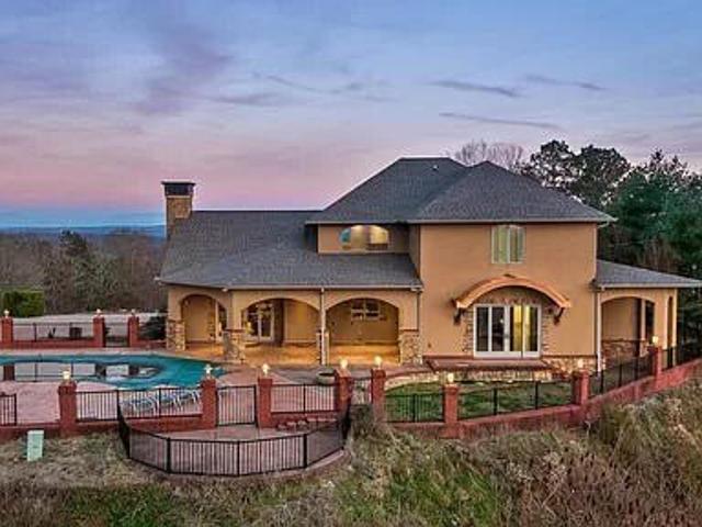 1295 Clearview Dr, Ringgold, GA 30736
