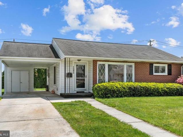 1295 Strafford Rd, Camp Hill, PA 17011