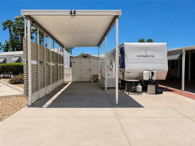 1295 S Cawston Ave, Hemet, CA 92545