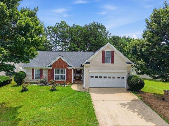 1295 Silverstone Trl, Jonesboro, GA 30238