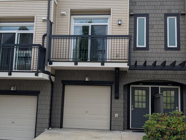 1295 Soball Street 40, 3 beds, 2 full and 1 half baths