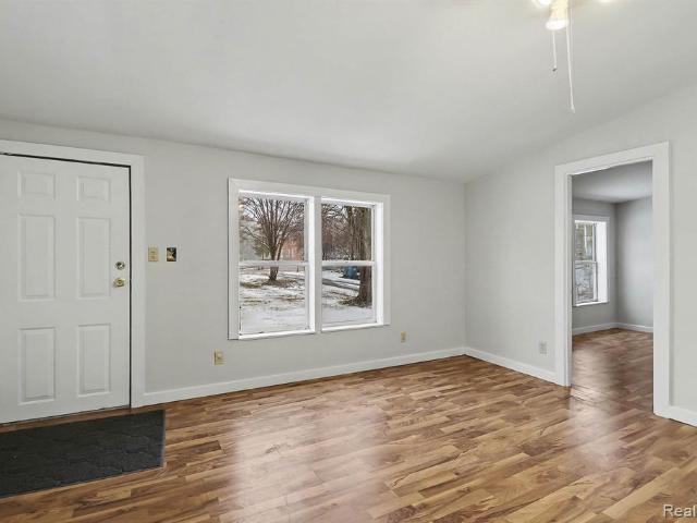 1295 W Cook Road