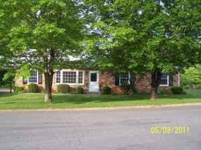 $1295 / 3br House for Rent 4202 Woodridge Drive SW Roanoke County