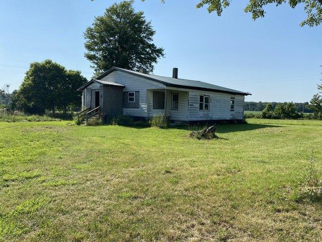 1296 Burlington Rd, Union City, MI 49094