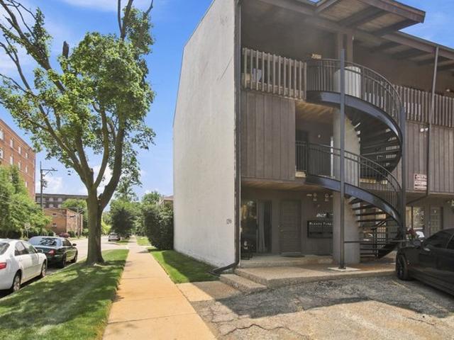 1296 E Washington St Apt 12, Des Plaines, IL 60016