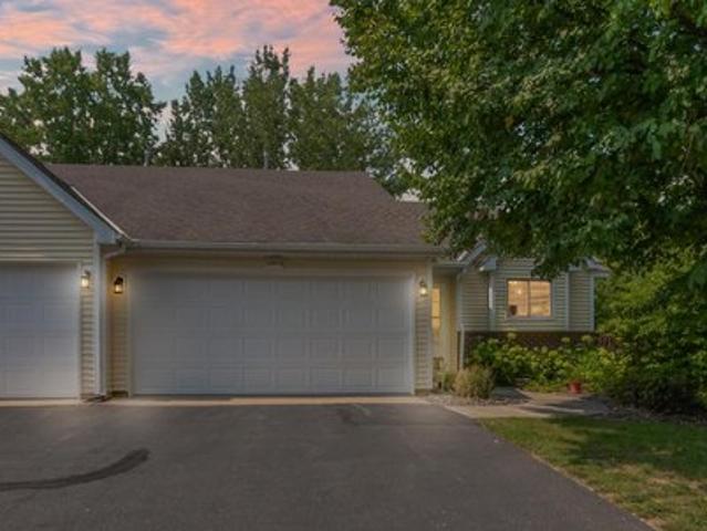 12973 Eastview Ct, Apple Valley, MN 55124