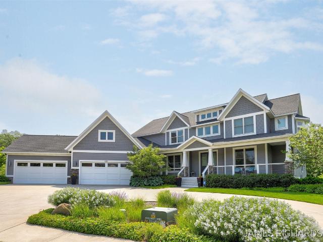 12974 Boulderway Trail