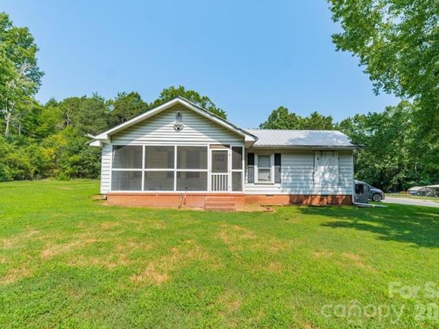 12976 Cabarrus Station Rd, Midland, NC 28107