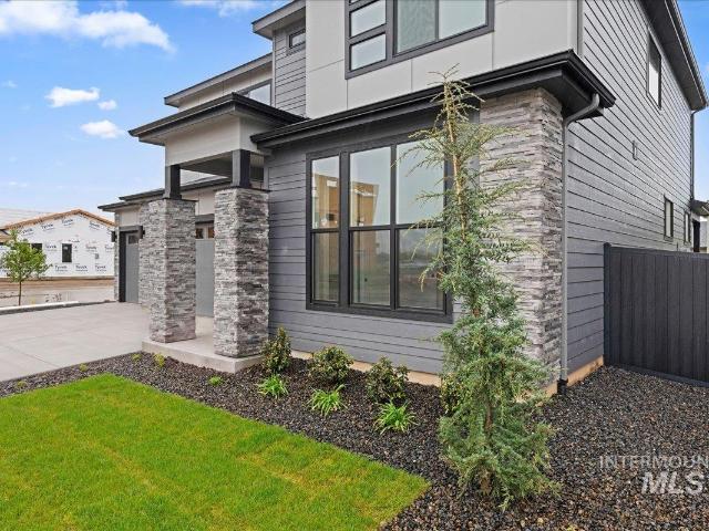 1297 W Malbar St