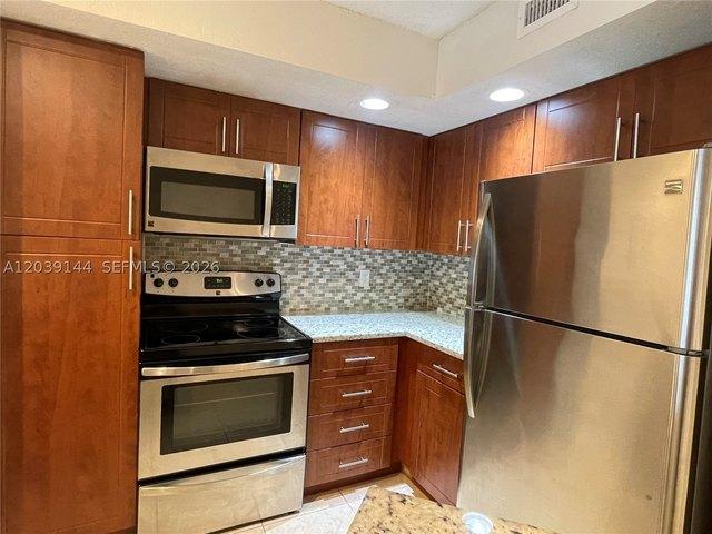 12980 Vista Isles Dr Apt 314, Sunrise, FL 33325
