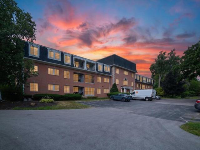 12980 W Bluemound Rd Apt 105, Elm Grove, WI 53122
