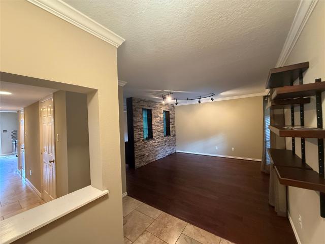 12985 Trail Hollow Drive 6
