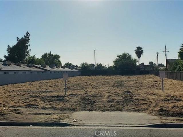 1298 N Millbrook Ave, Fresno, CA 93703