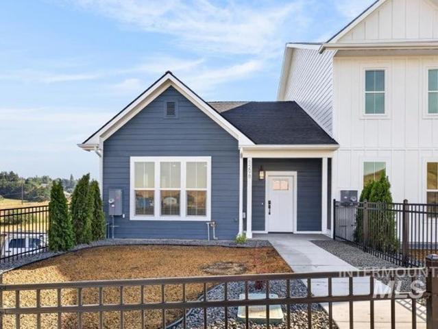 1298 Edington Ave, Moscow, ID 83843