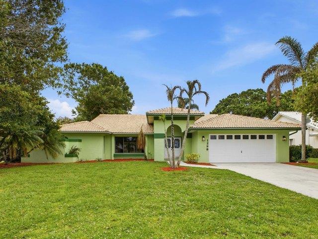 1298 SW Cedar Cv, Port Saint Lucie, FL 34986
