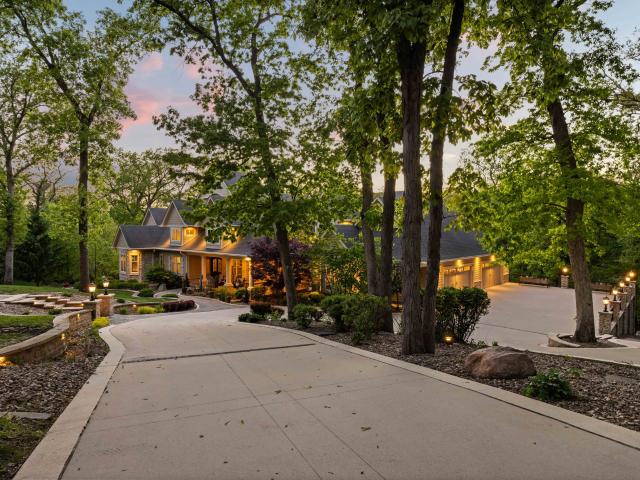 12993 Oak Brook Drive